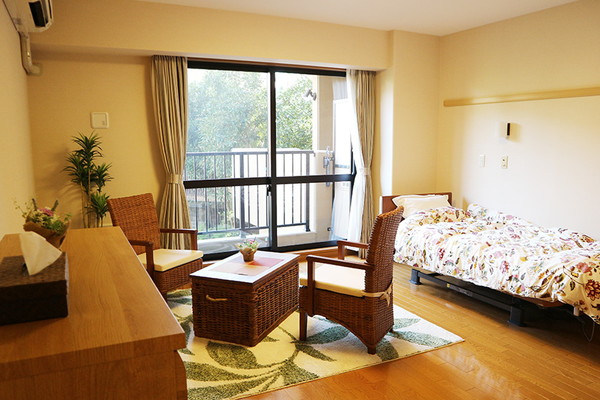 東京で親に合うサ高住が3分でわかるサイト（自立～要介護対応）｜Anjuu